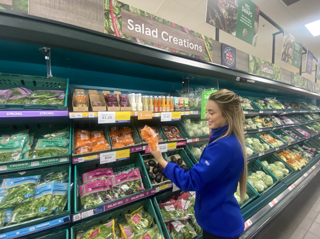 Tesco launches in-store salad creation bays