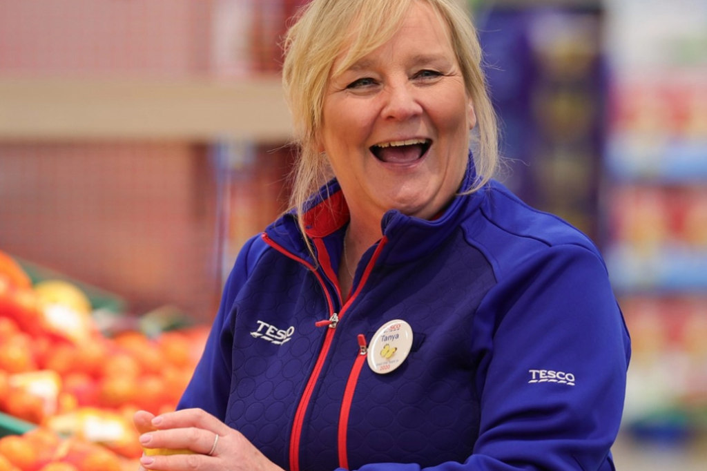 Tesco invests £180m to boost staff pay by 5%