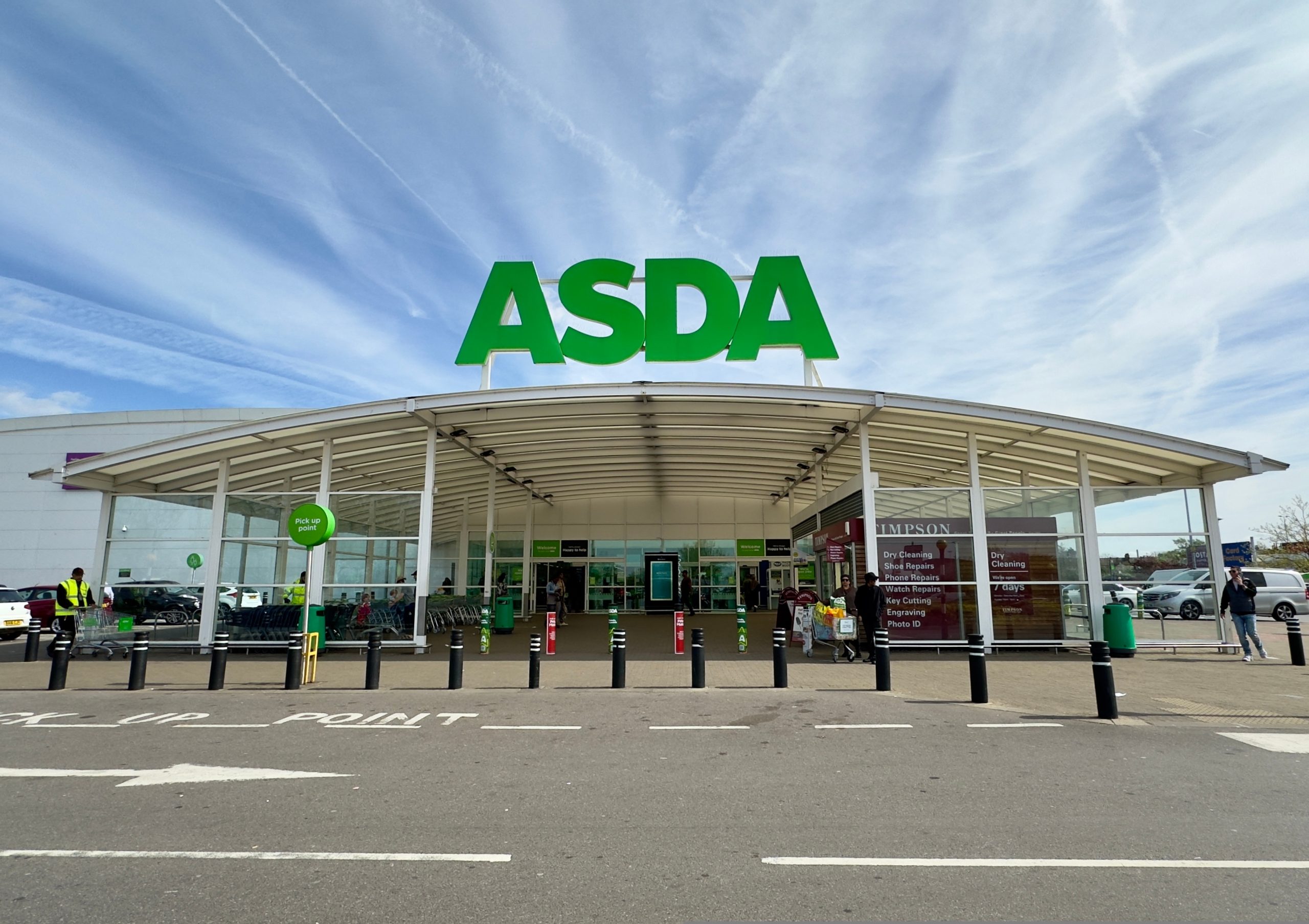 Asda price cuts on almost 1000 products - Grocery Gazette - Latest ...