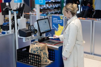 Lidl unveils integrated payment feature on loyalty app - Grocery ...